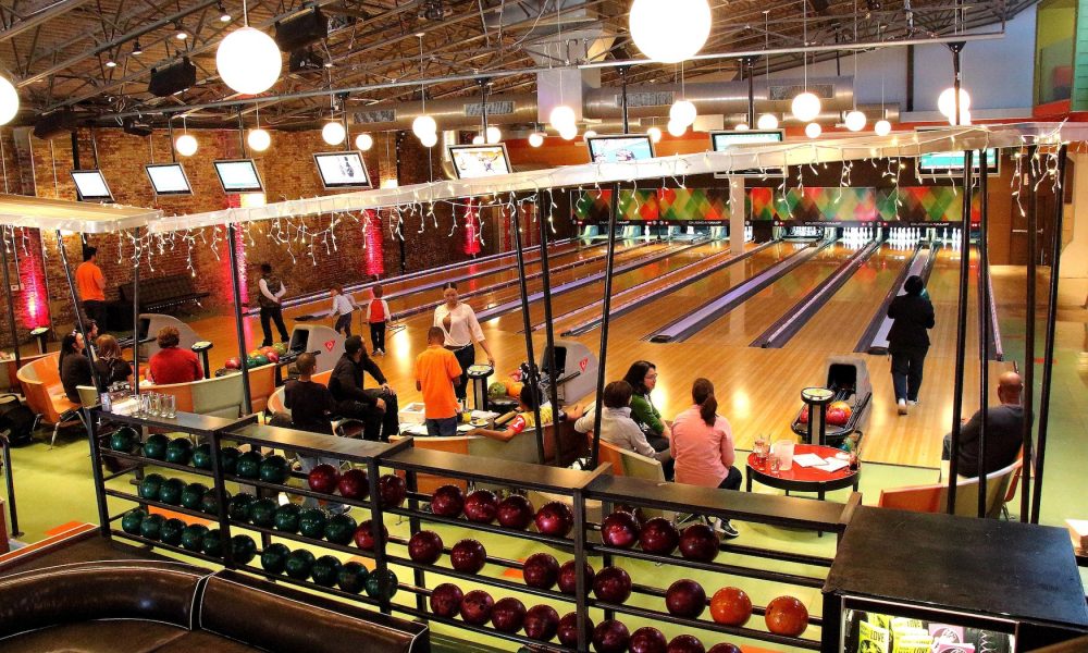 North Bowl is the City's Best Casual Bowling Spot - Wooder Ice